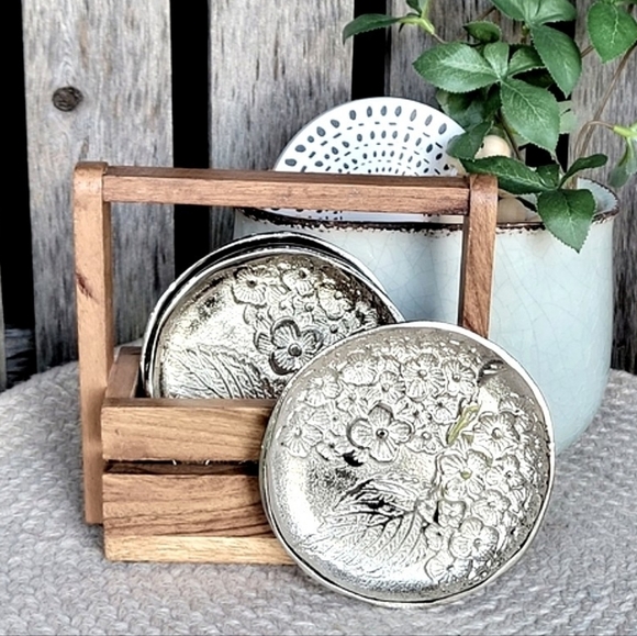 Dining | New Pewter Floral Embossed Coasters With Wood Storage Tray Set ...